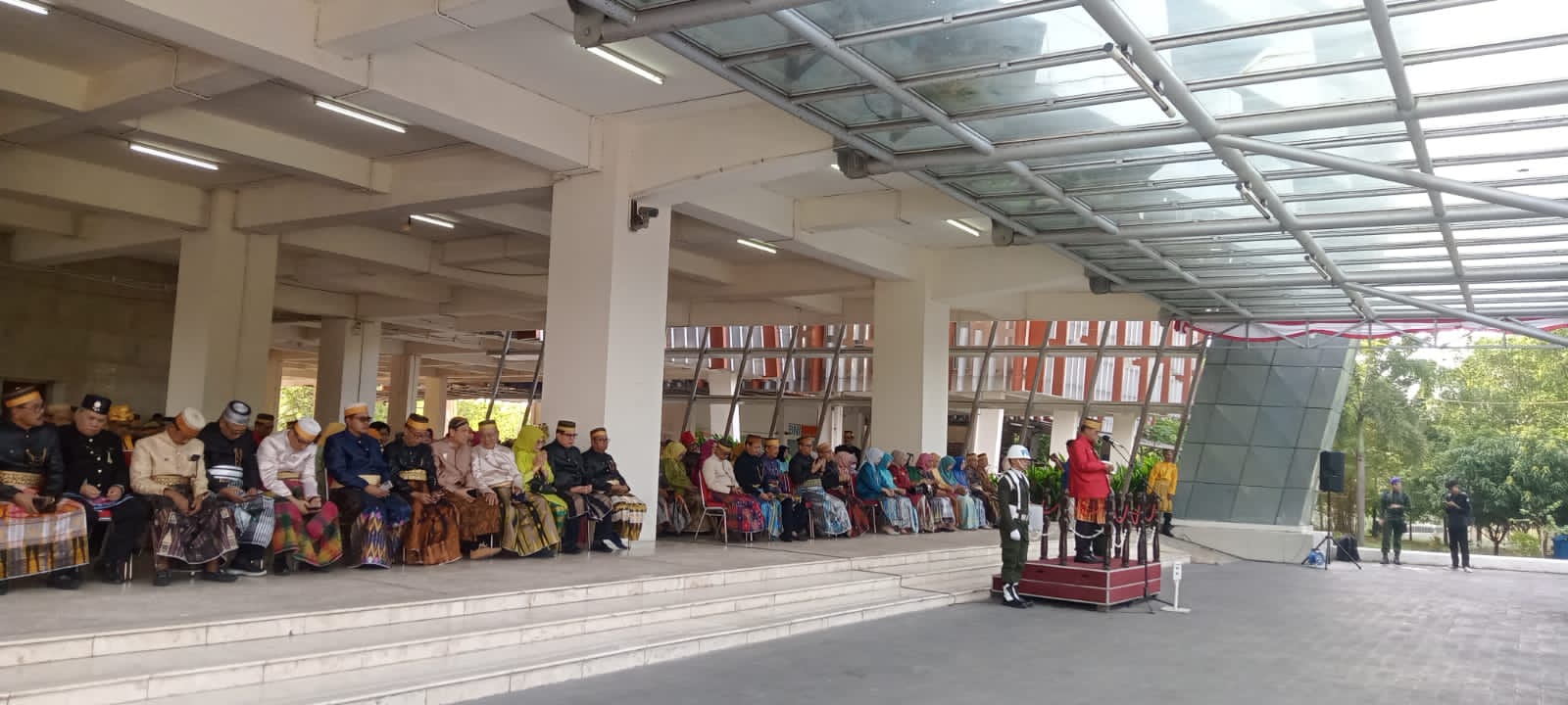 UPACARA PERINGATAN HARDIKNAS, REKTOR UNM JELASKAN PEMBELAJARAN LUAR ...